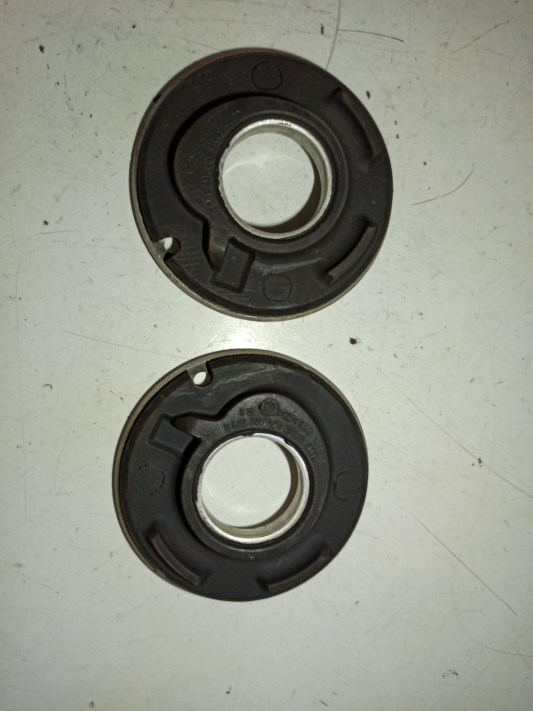 Suporte AUDI A4 Cabriolet 8D0412109D - Motivauto