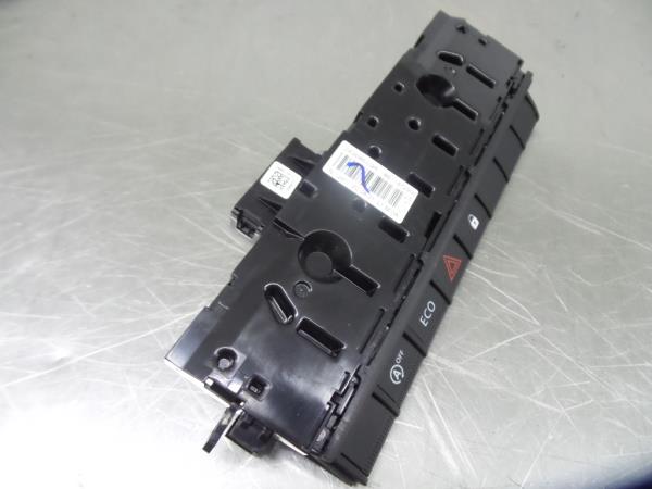 Interruptor Intermitentes De Emergencia: RENAULT CAPTUR II - 283E86009R ...