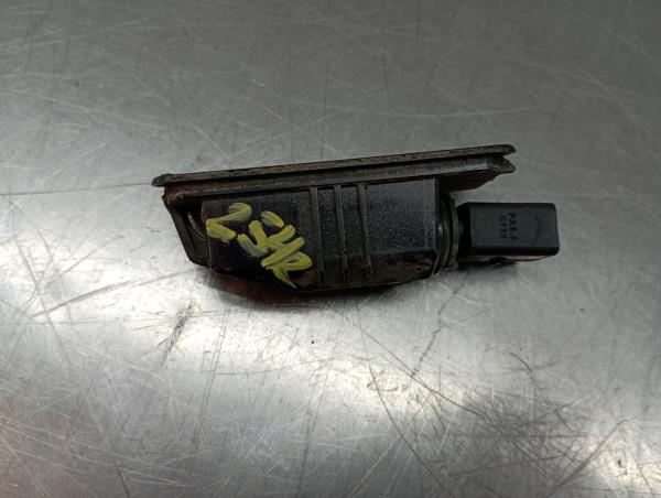 Luz de Matricula: VOLKSWAGEN GOLF VII - 1K8943021 / W5W |Servcarros