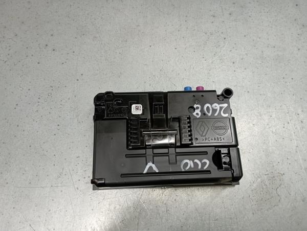 Módulo Multimédia: RENAULT CLIO V - 2591A2858R / A3C1020240200 |Servcarros