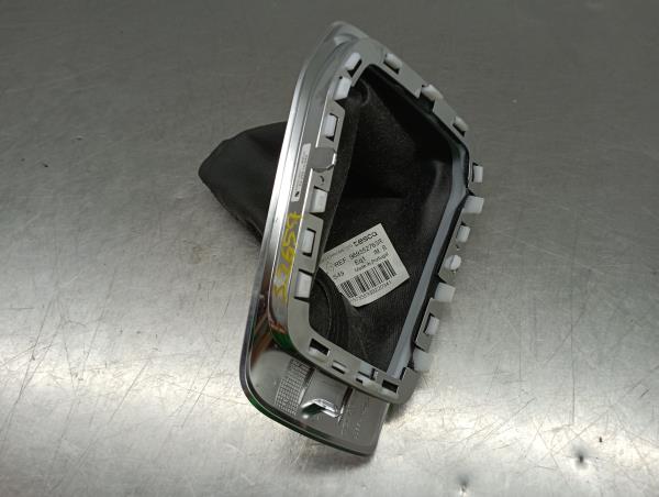Gear Shifter Knob / Boot: RENAULT CAPTUR II - 969352763R |Servcarros