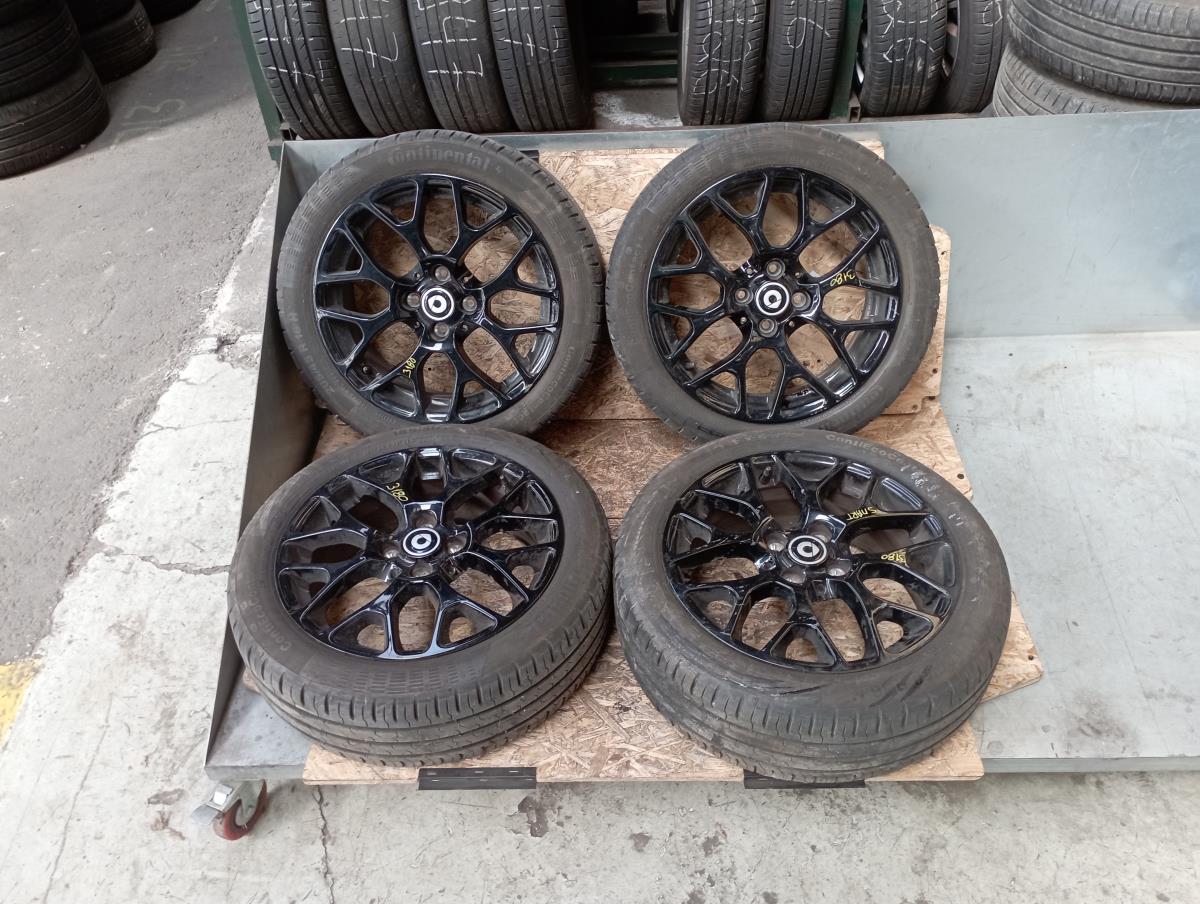 Special Rims set: SMART FORFOUR Hatchback - A4534011201 / 6Jx16CH4-44 ...