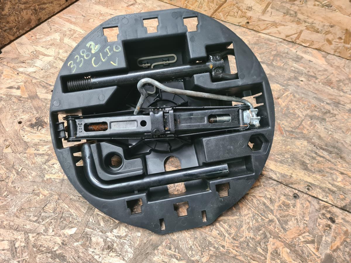 Car Jacks: RENAULT CLIO V - 995504116R / 997509456R |Servcarros
