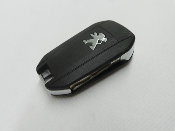 Key: PEUGEOT 208 I - |Servcarros