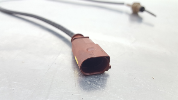 Lambda Sensor: AUDI A3 Sportback - 04L906088DB |Servcarros