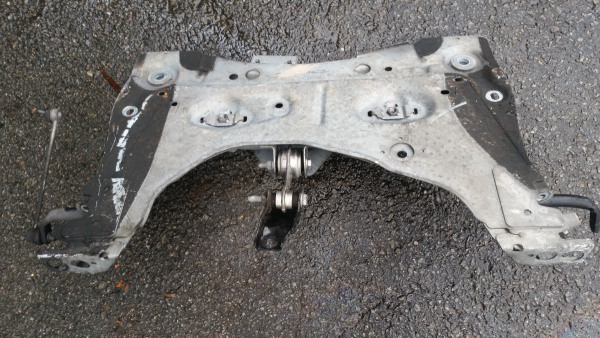 Front Subframe para RENAULT CAPTUR I - Servcarros