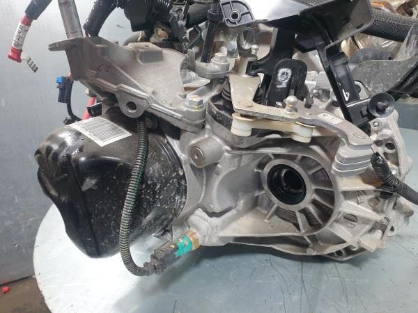 Manual Gearbox: DACIA SANDERO III - JH3911 / 014780 / |Servcarros
