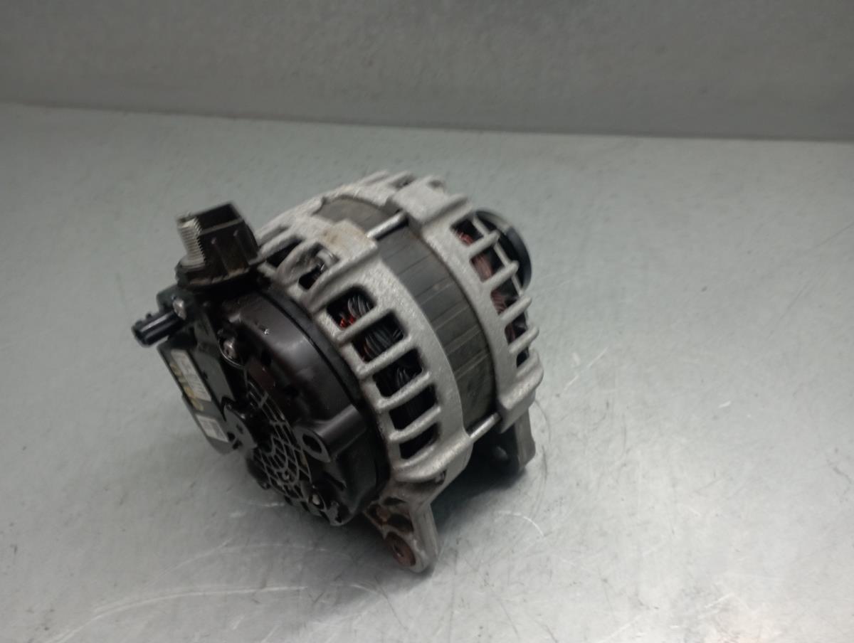 Alternator: DACIA SANDERO III - 231007769R / F000BL08V8 |Servcarros
