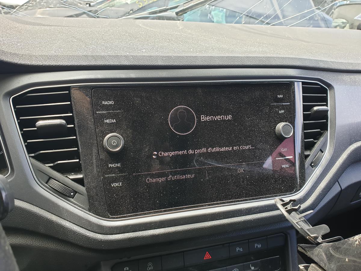 Auto Rádio GPS: VOLKSWAGEN T-ROC Cabriolet - |Servcarros