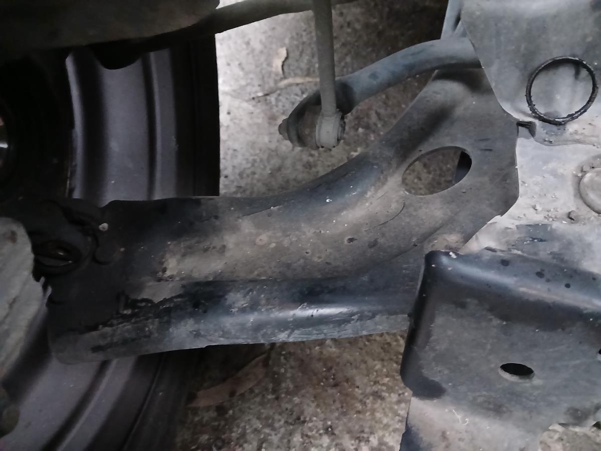 Right Front Suspension Arm: CITROEN C3 III - |Servcarros