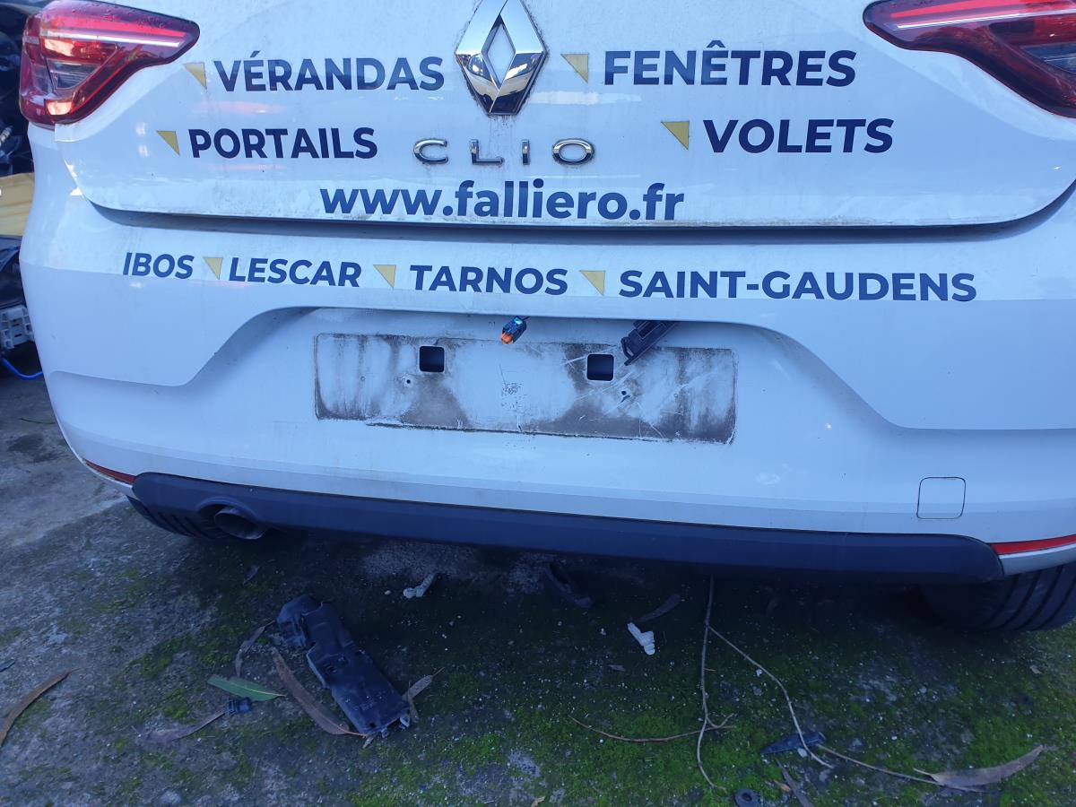 Rear Bumper: RENAULT CLIO V - |Servcarros