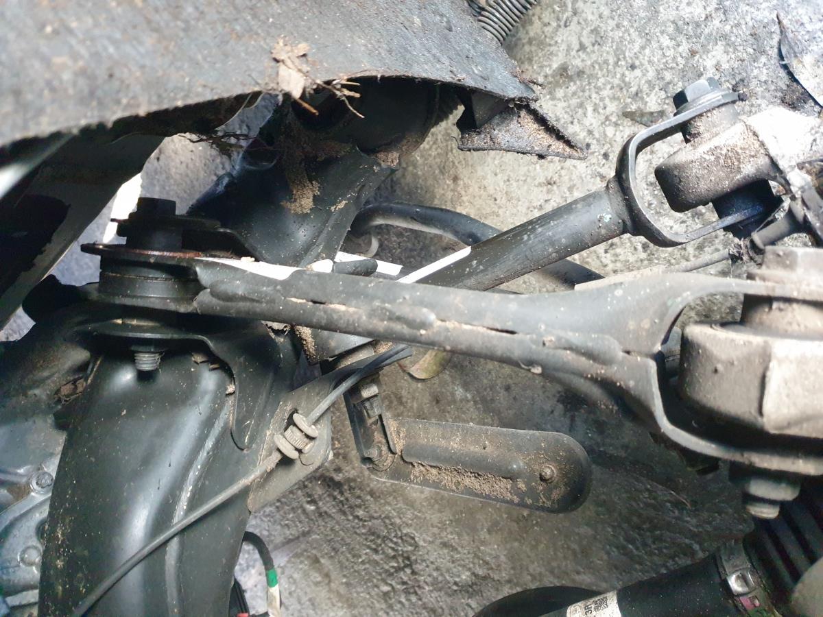 Braço Suspensão Trás Dto: TESLA MODEL 3 - |Servcarros