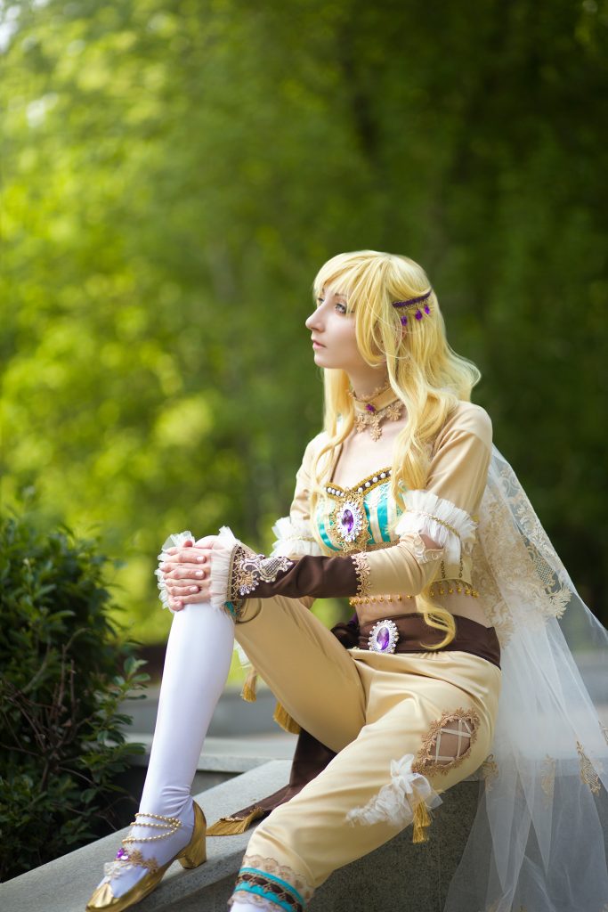 Final Fantasy Celes Cosplay