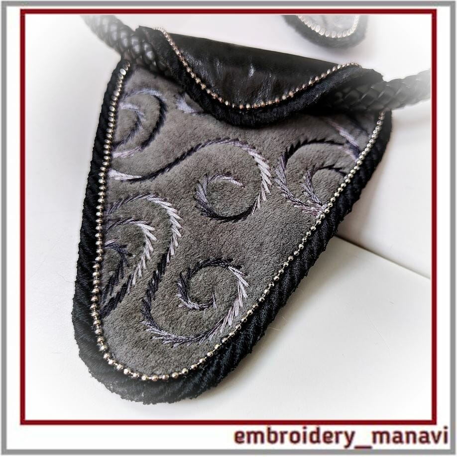 In the hoop machine embroidery design jewelry set