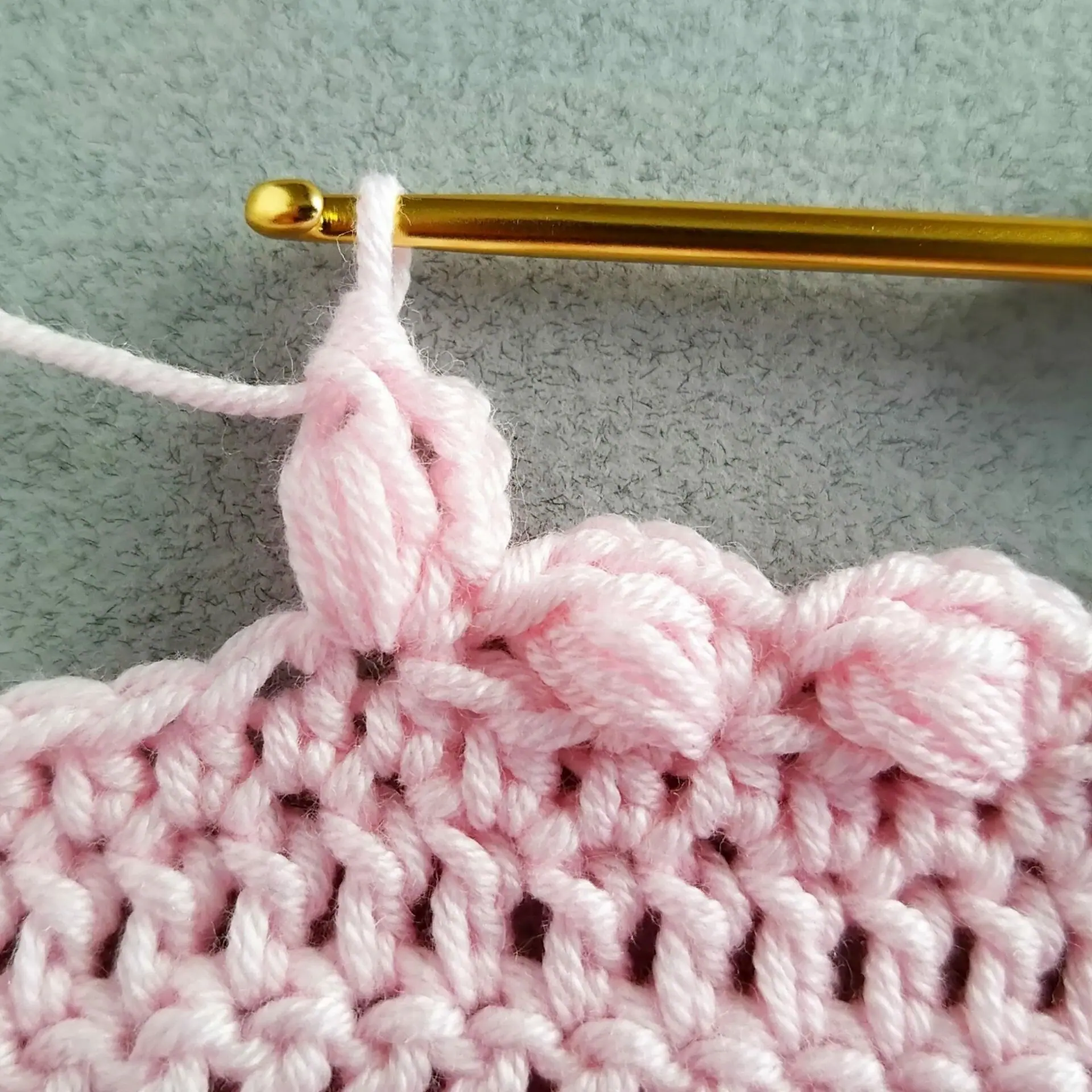 Filet crochet heart blanket pattern easy for baby girl