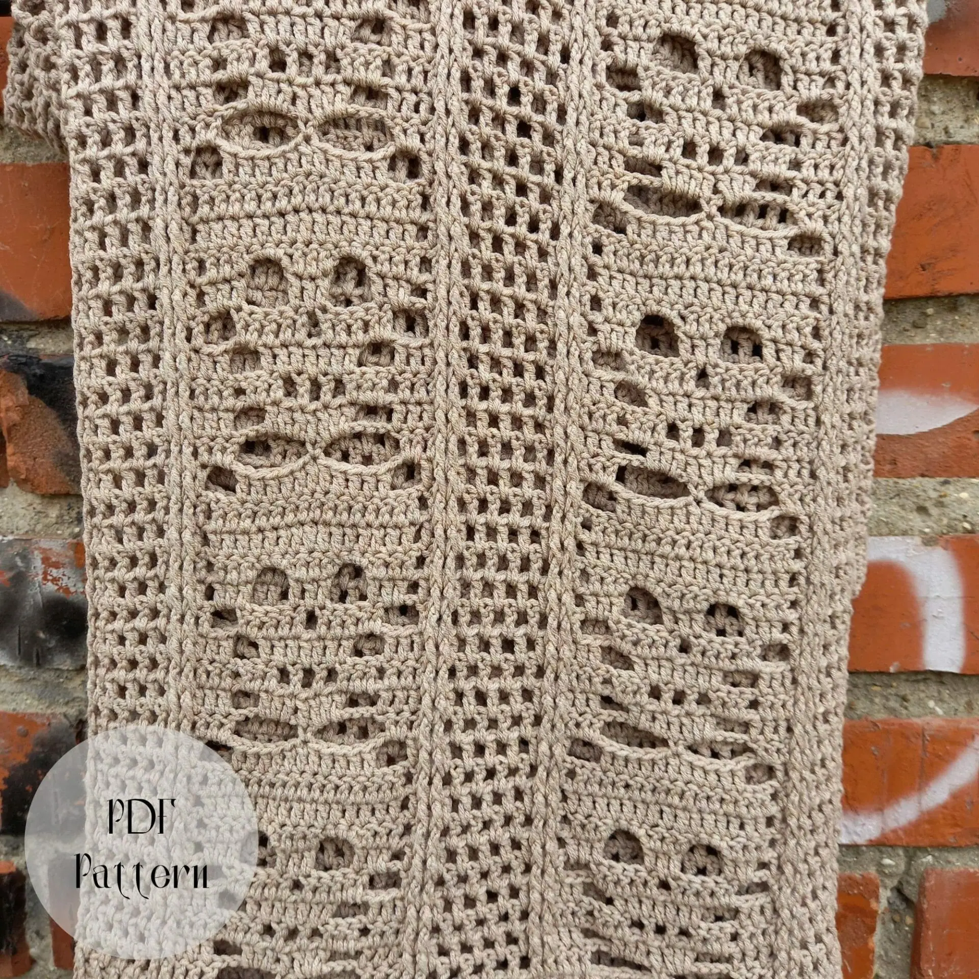 Crochet pattern cardigan with skulls - Crealandia