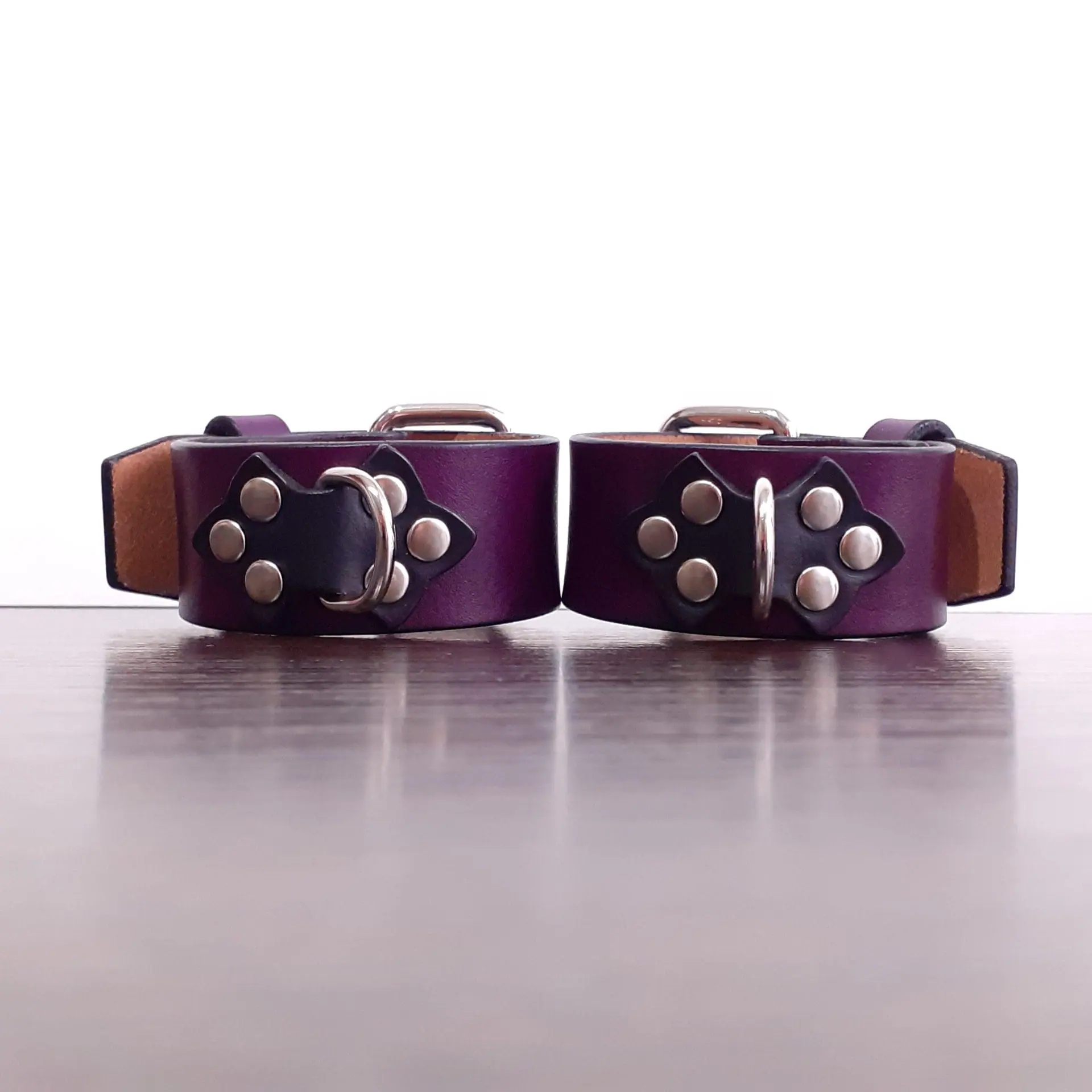 Luxury purple leather bondage bdsm wrist cuffs adjustable