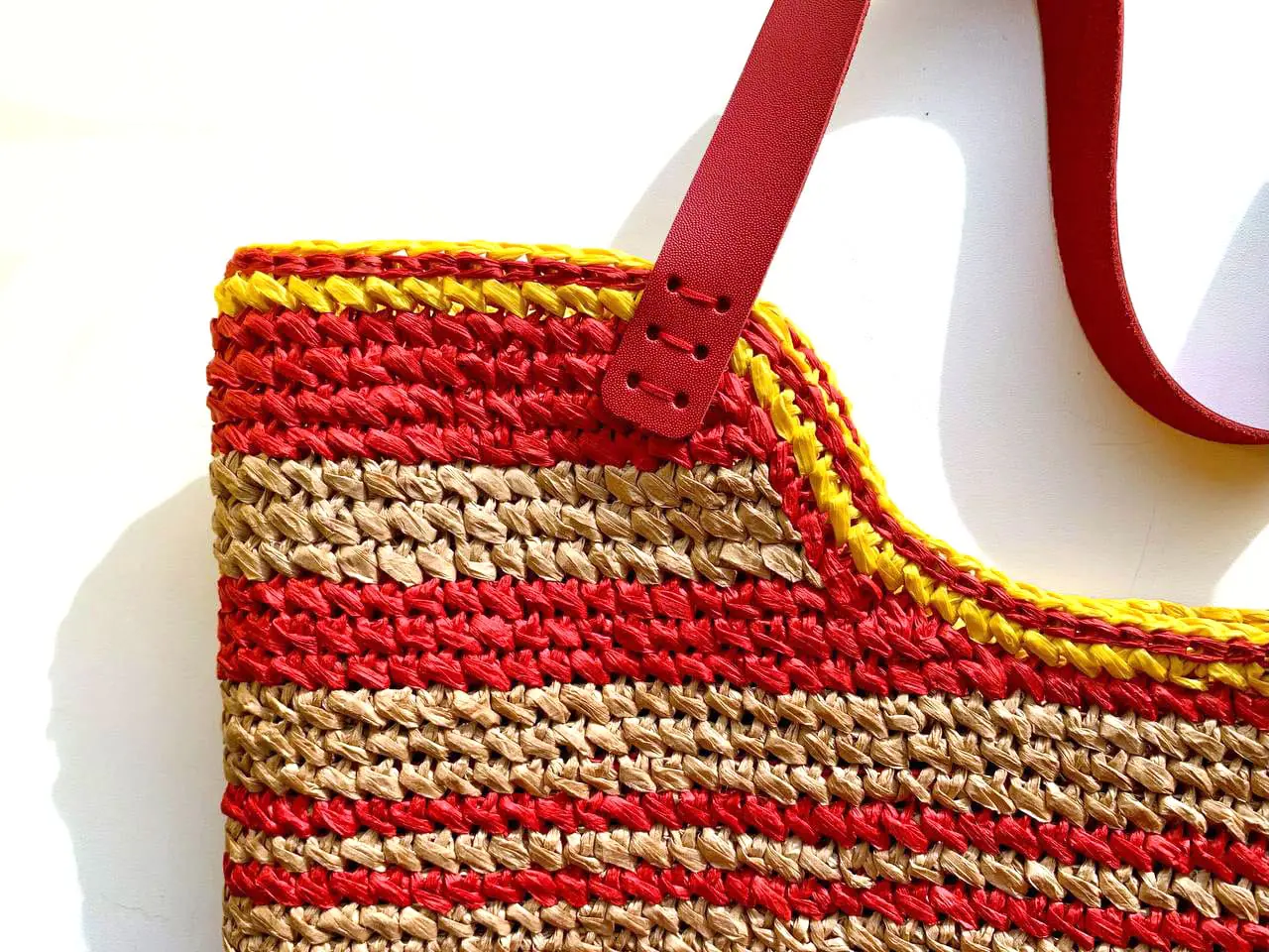 Crochet pattern for Large Striped Raffia Beach Bag with Leather Handles Tutorial - Crealandia