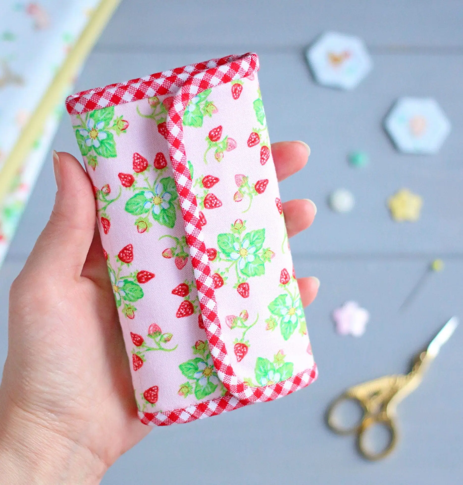 PDF Travel Sewing Organizer (Sewing Kit) Sewing Pattern - Crealandia