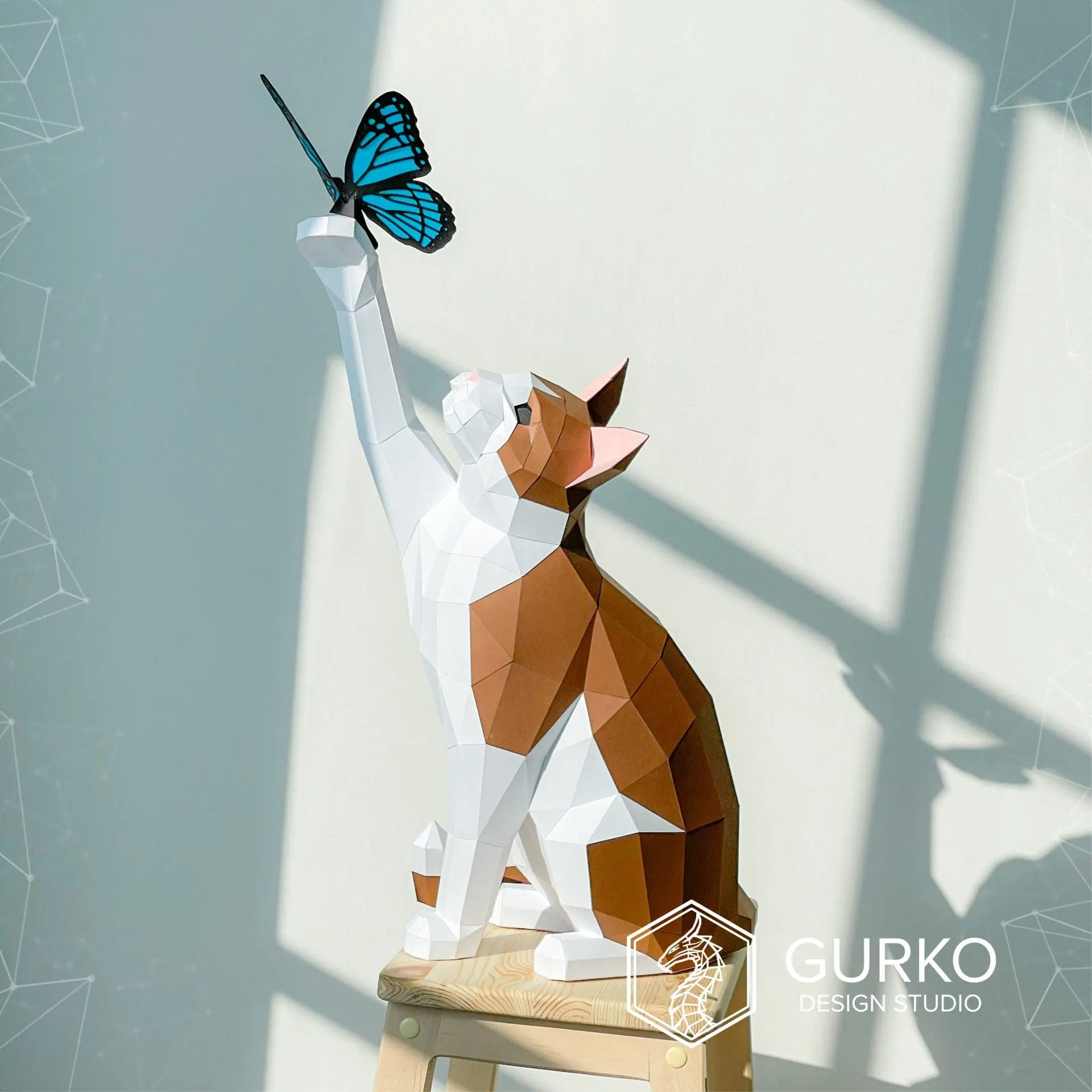 Papercraft Cat With Butterfly, Pdf, Gurko, Pepakura, Low Poly - Crealandia