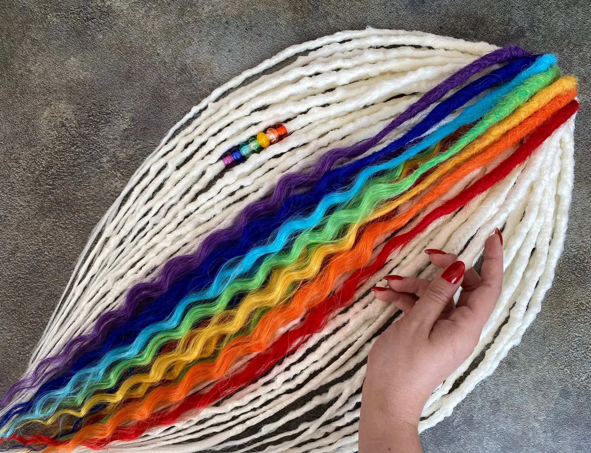 White rainbow synthetic bohemian textured DE SE dreadlocks - Crealandia