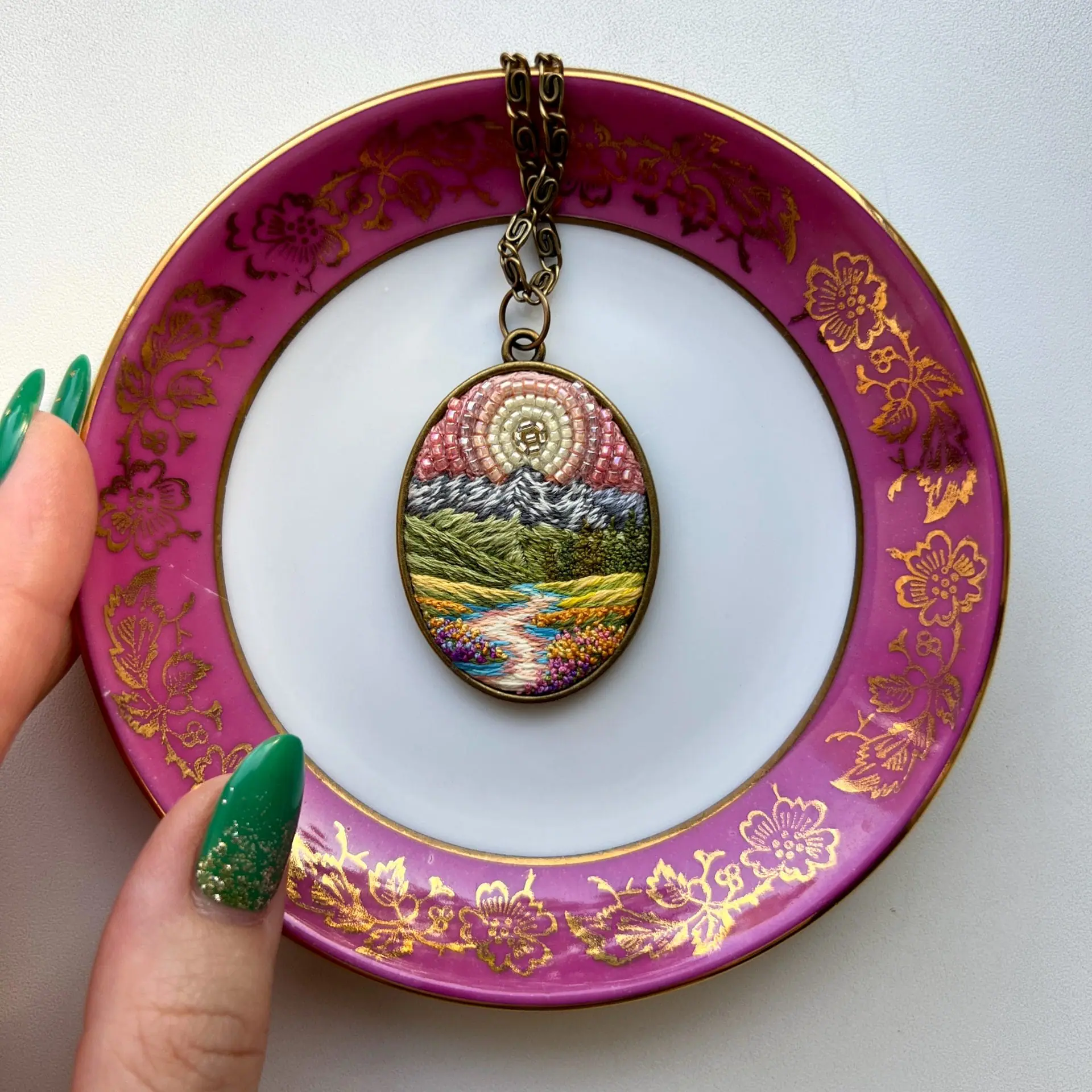Mountain Range, landscape embroidery pendant - Crealandia
