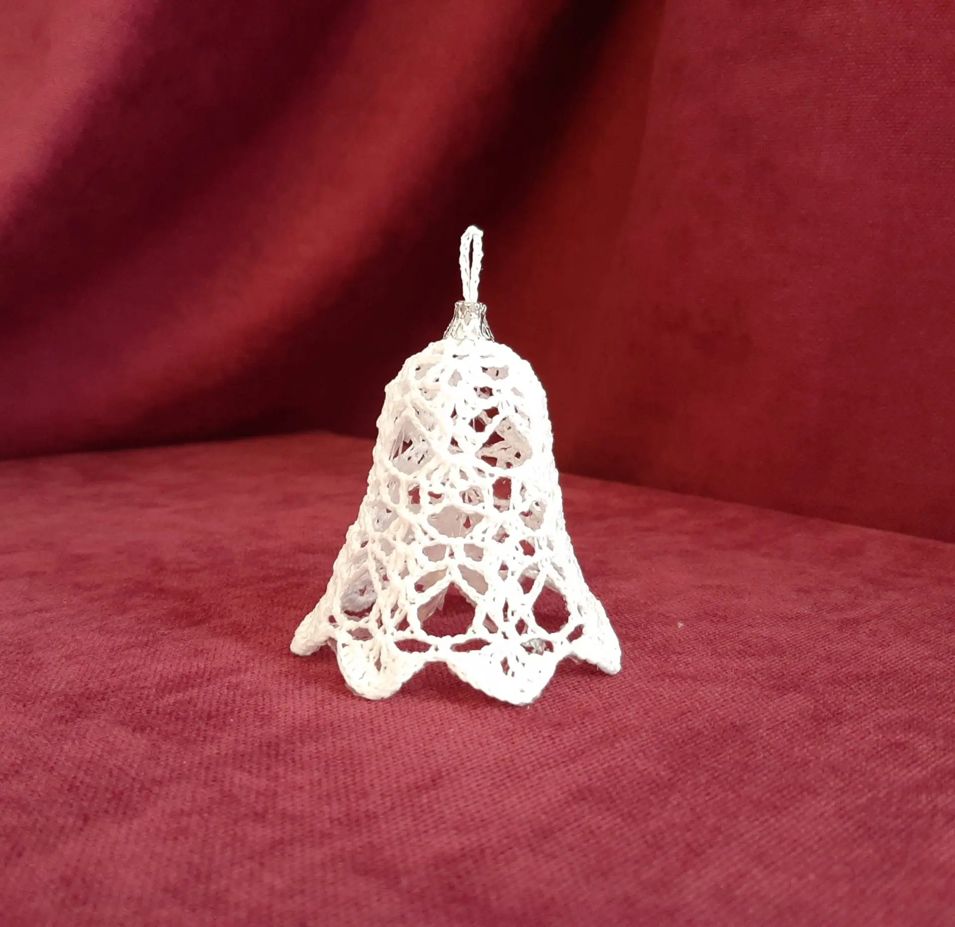 PDF Pattern Crochet. Bell "Lacy" with height of 1.97 inches.