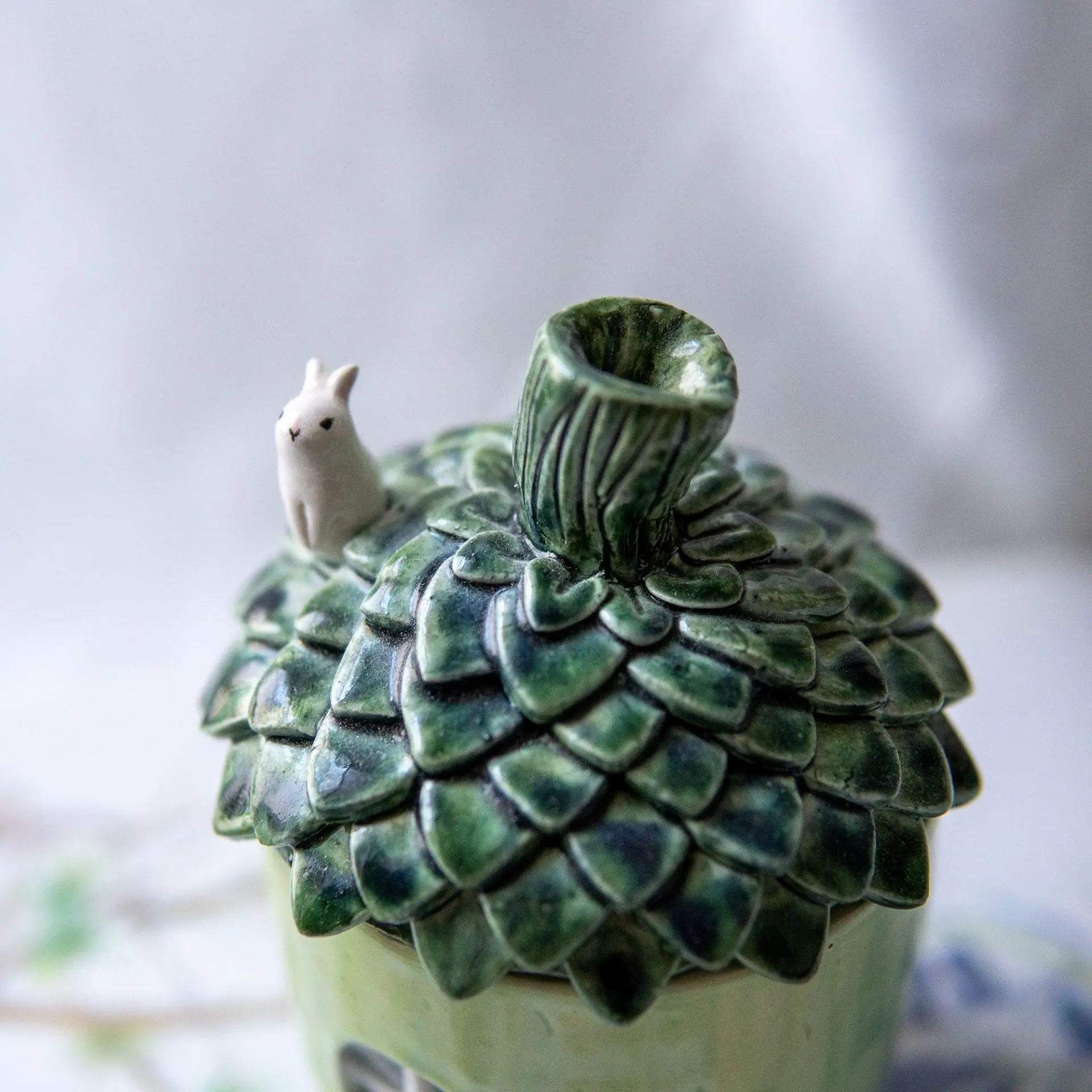 Magical Ceramic Acorn House Jar, Whimsical trinket box - Crealandia