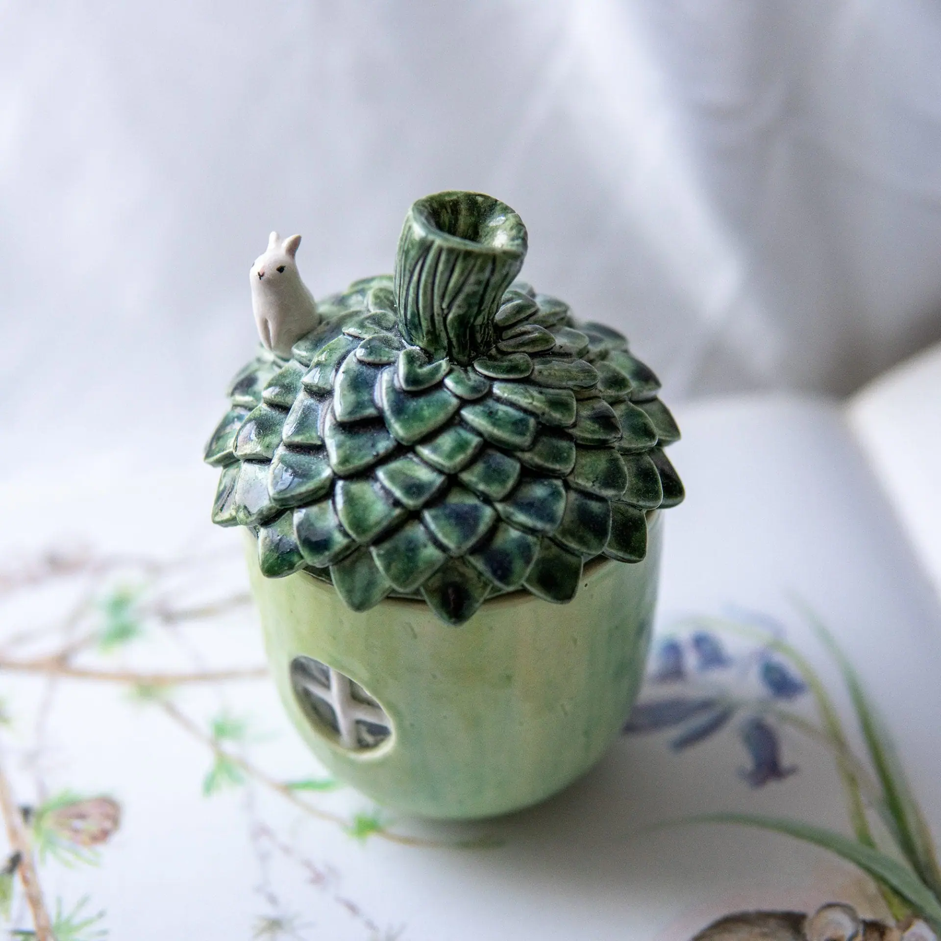Magical Ceramic Acorn House Jar, Whimsical trinket box - Crealandia