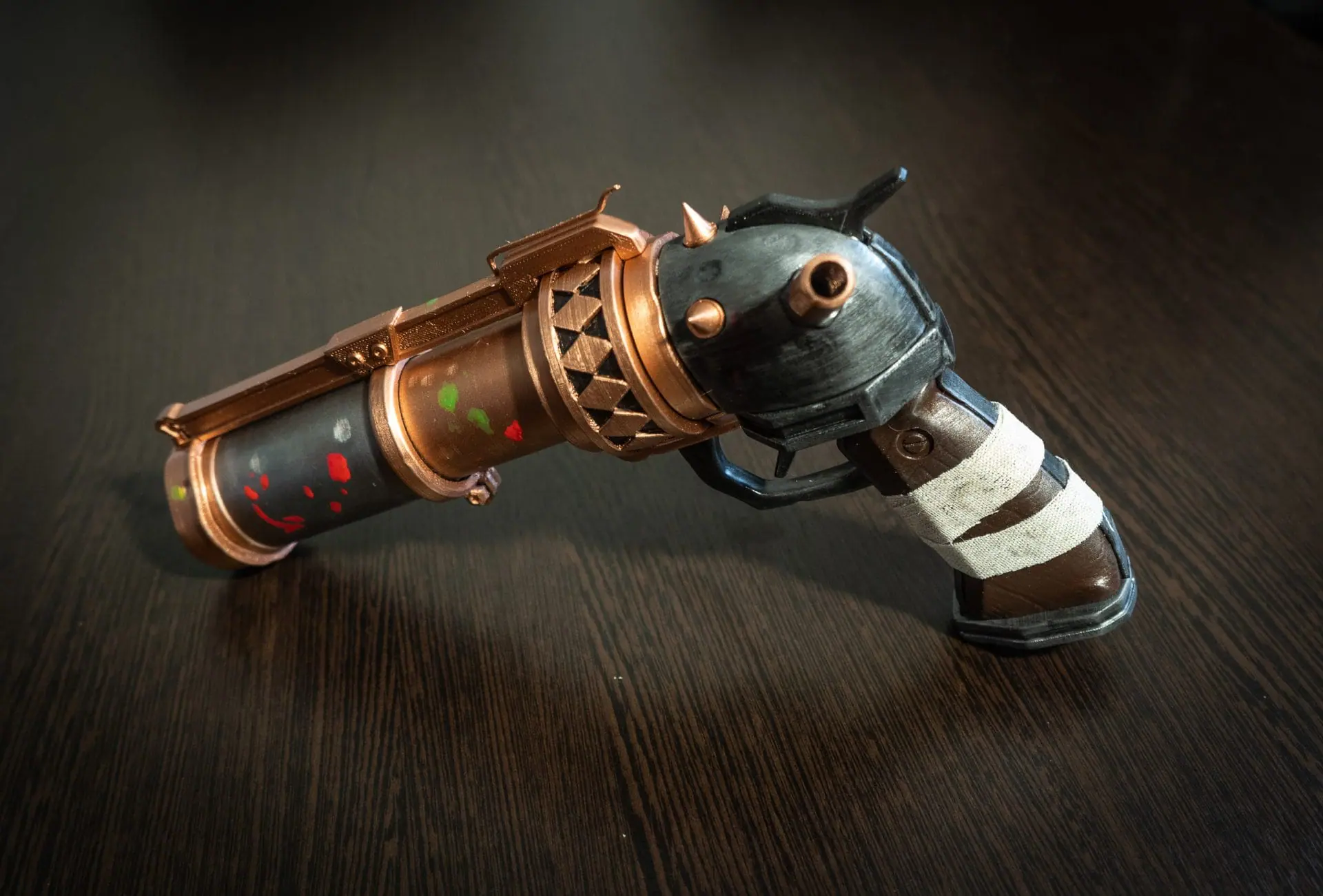 Jinx Gun Cosplay Prop – League of Legends Arcane Weapon - Crealandia