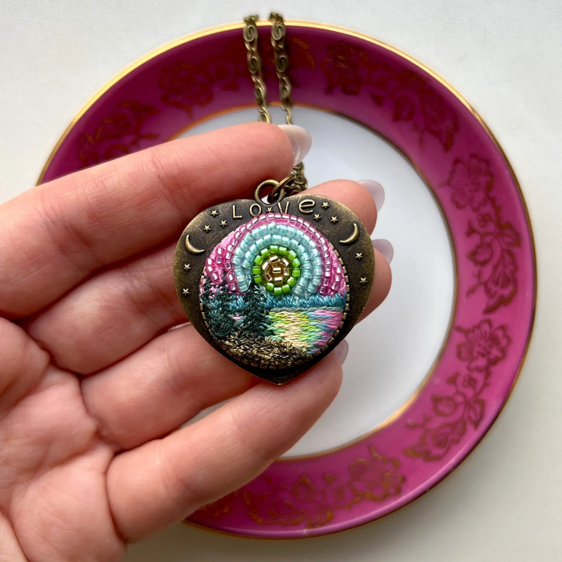 Spring Memories #1 landscape embroidery pendant - Crealandia