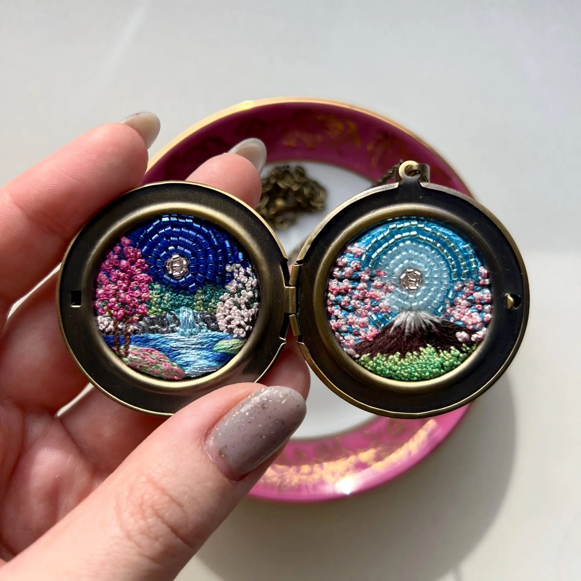 Hidden Portals to Spring, hand embroidered locket - Crealandia
