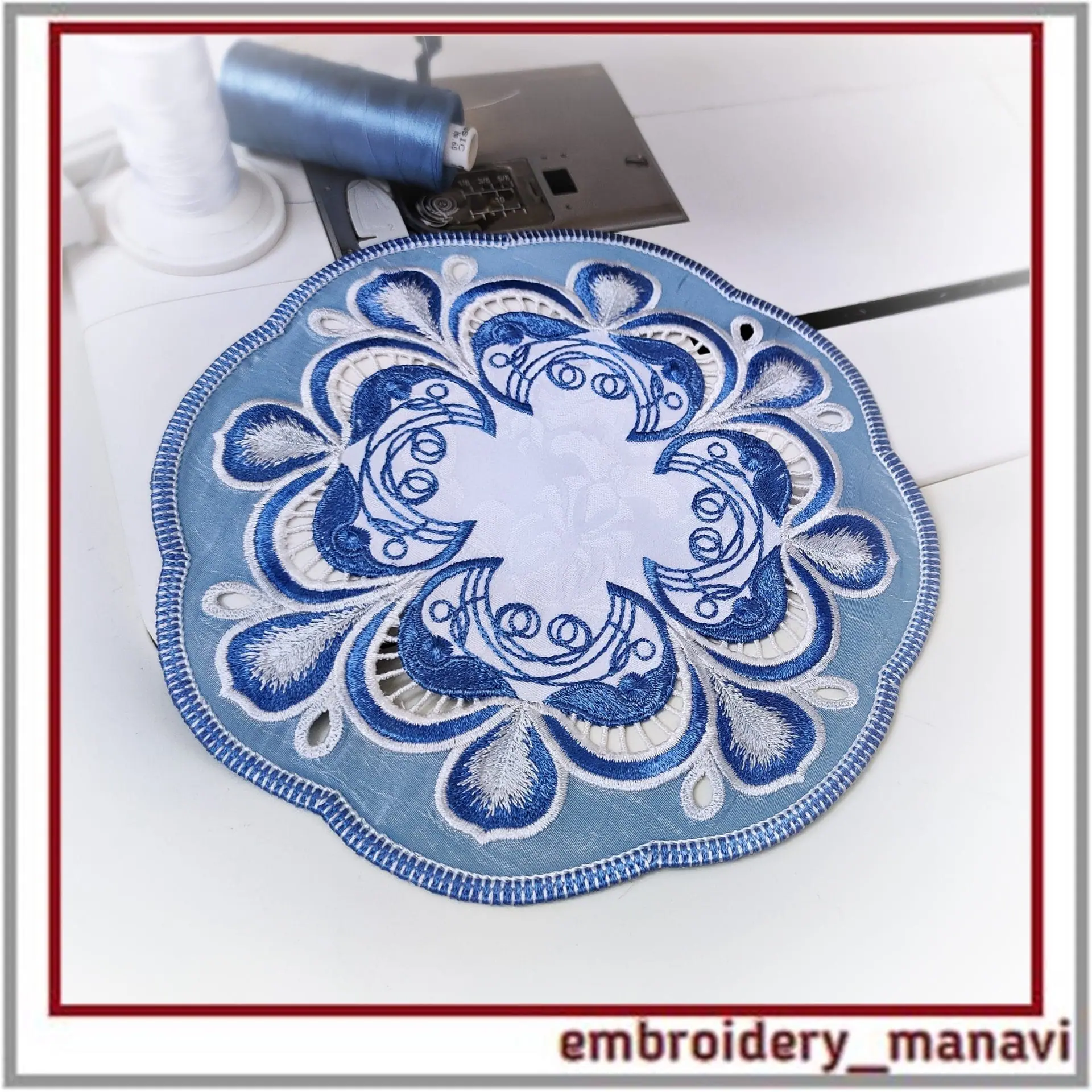 In the hoop Cutwork napkin with flowers Machine Embroidery Design ...