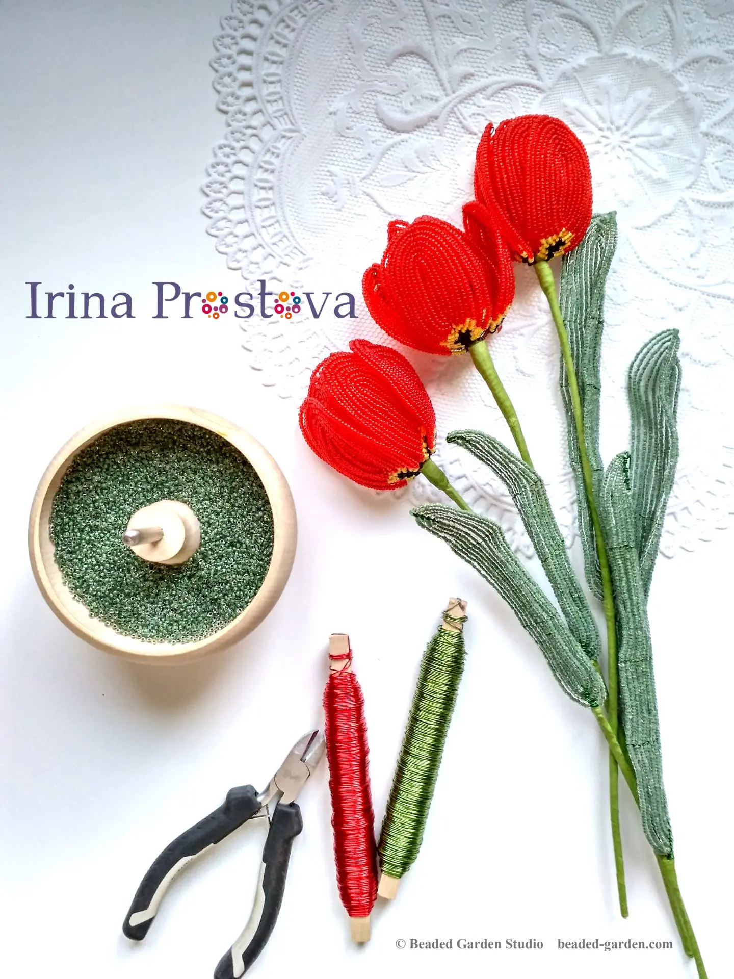 Beaded flowers pattern tulip, Narcissus - Crealandia