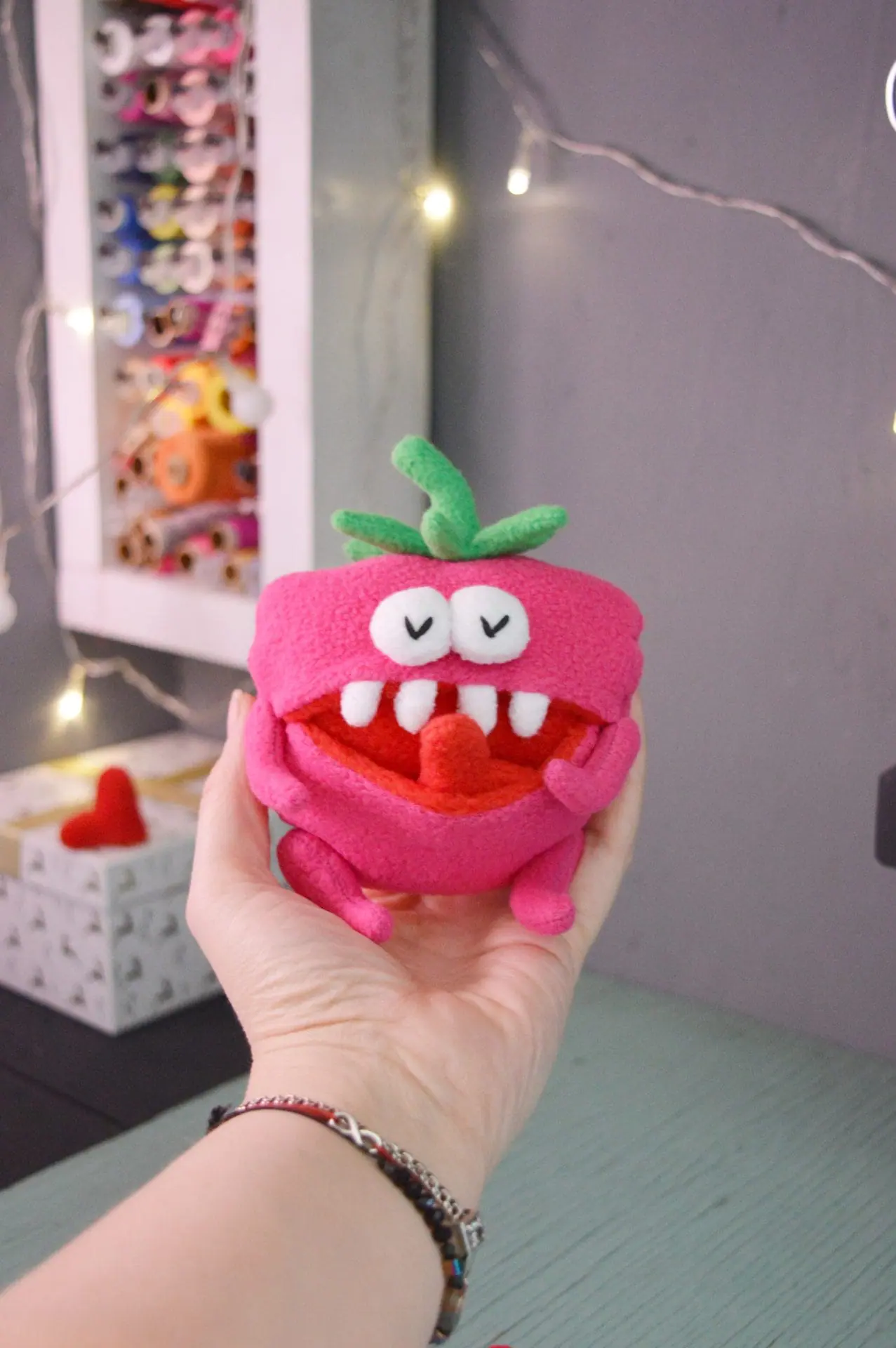 Raspberry Plush Pattern – DIY Kawaii Toy PDF