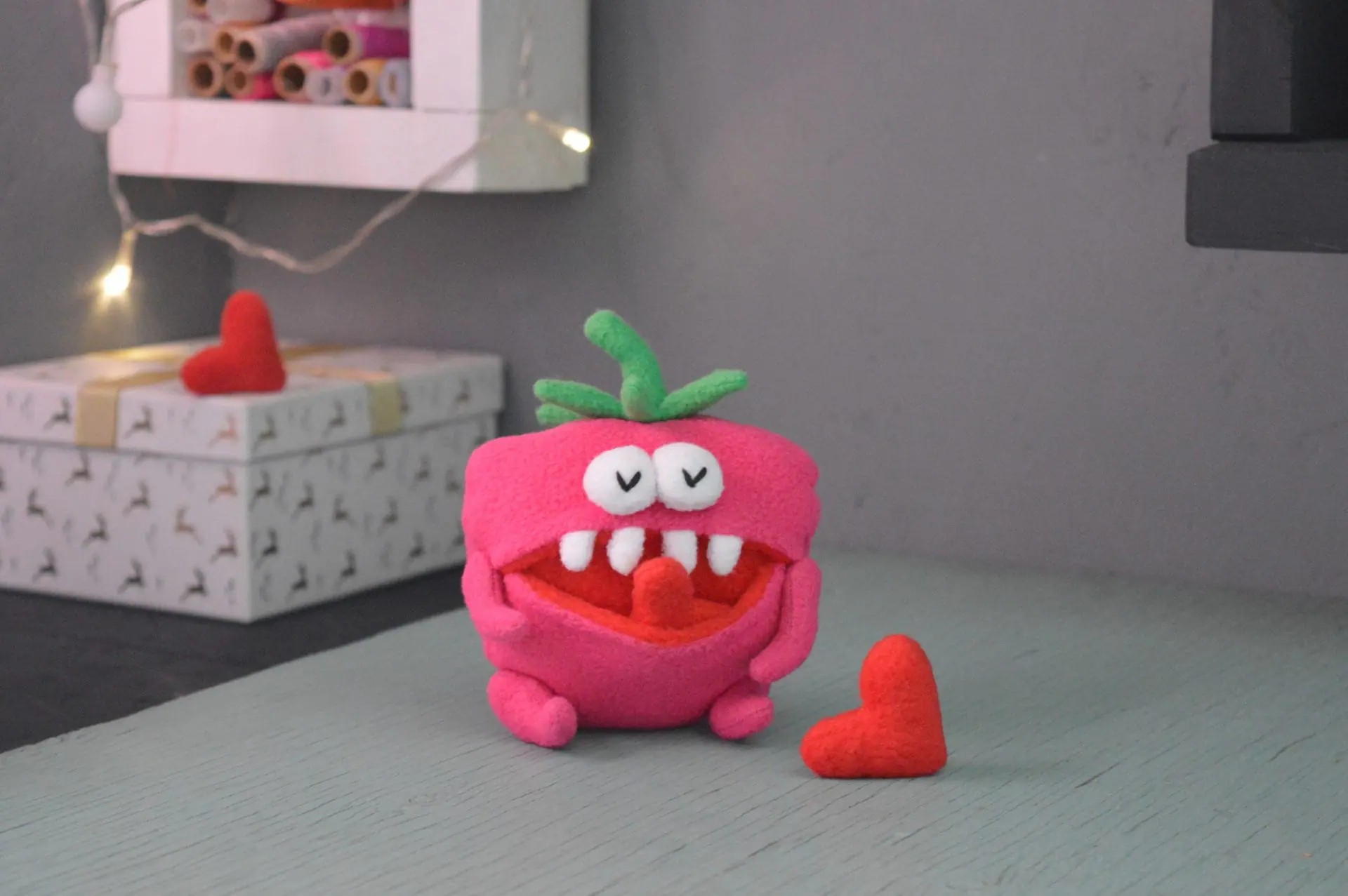 Raspberry Plush Pattern – DIY Kawaii Toy PDF