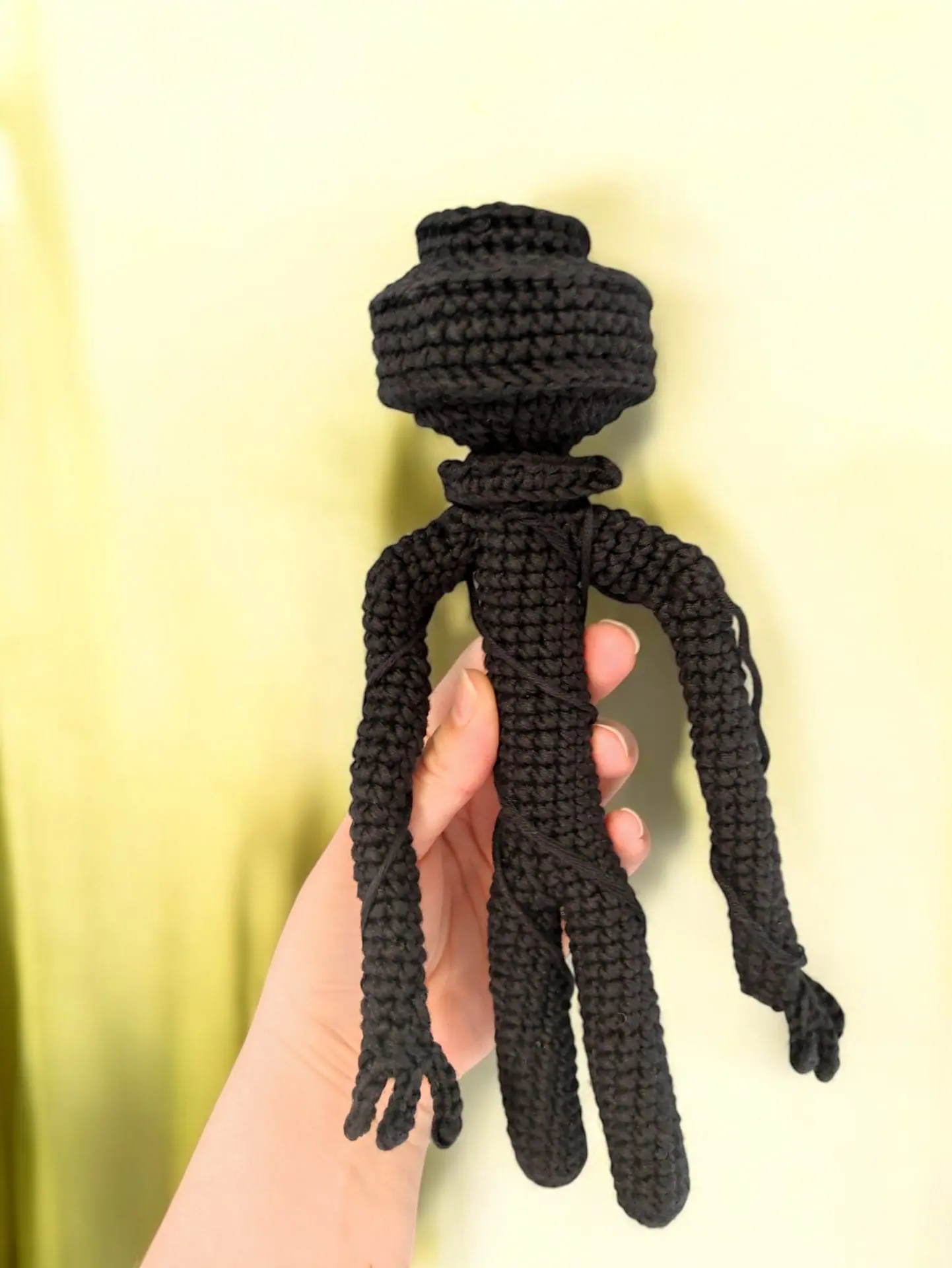 Bacteria from game Backrooms, knitted toy - Crealandia