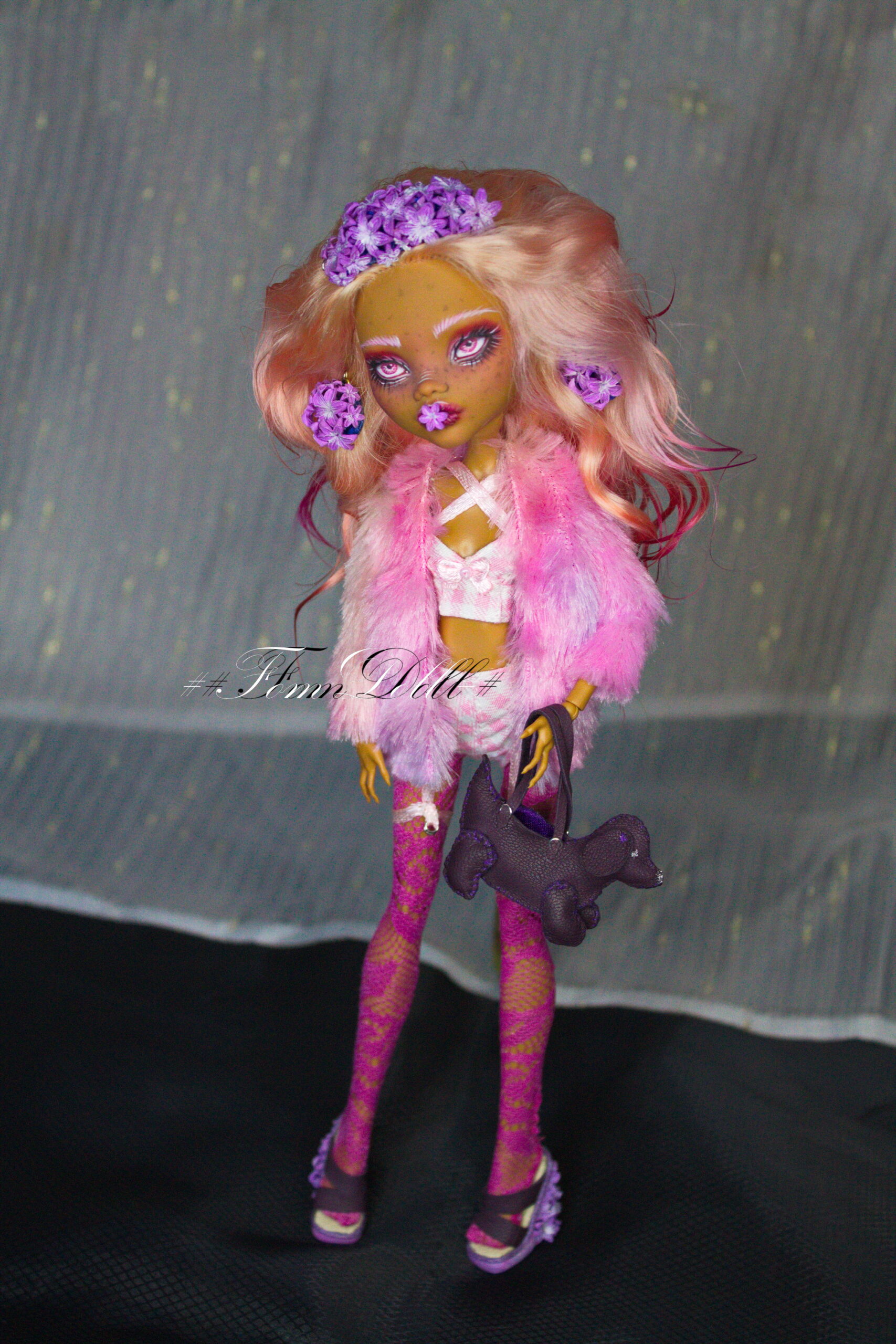 Monster High Claudine Repaint doll - DailyDoll Shop