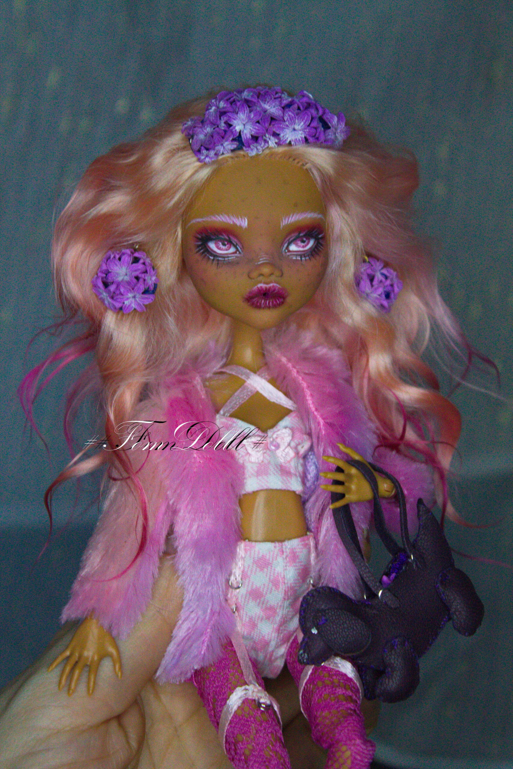 Monster High Claudine Repaint doll - DailyDoll Shop