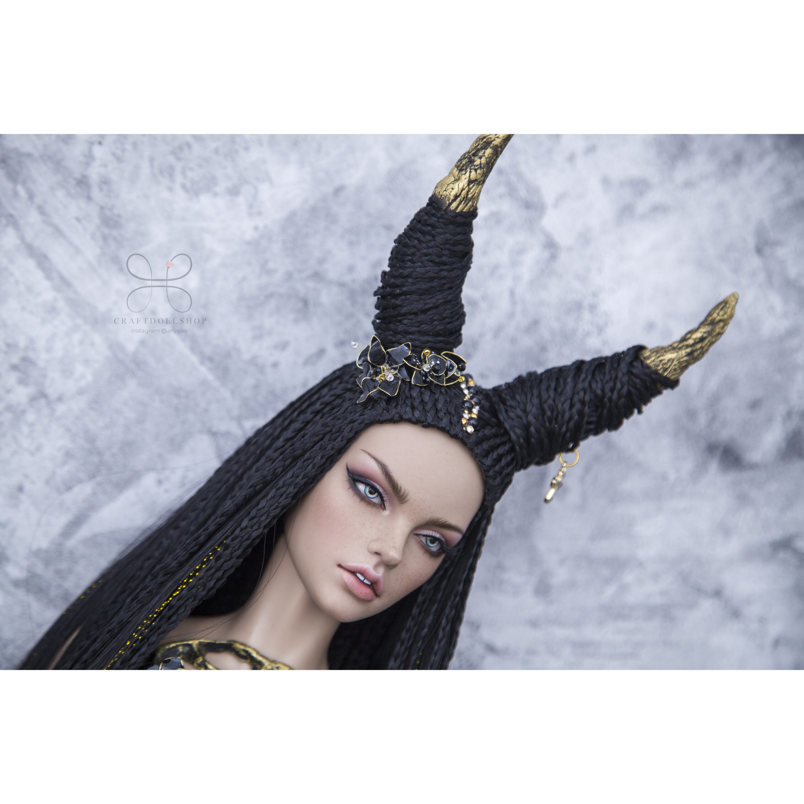BJD Zi-Zi wig long Black with horns for head 8-9 (20,5c - DailyDoll Shop