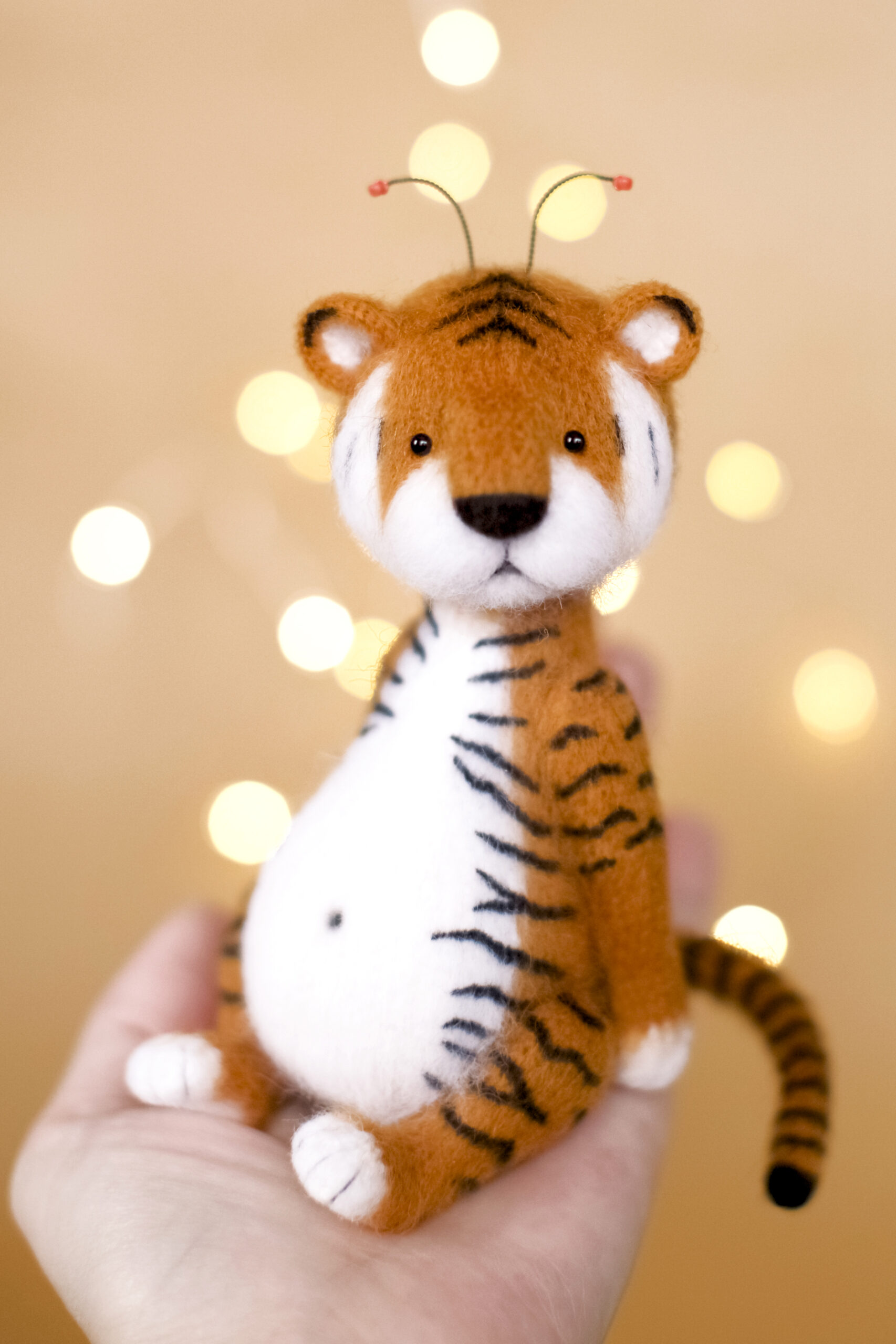 Crochet PATTERN tiger-bumblebee, Amigurumi PDF tiger