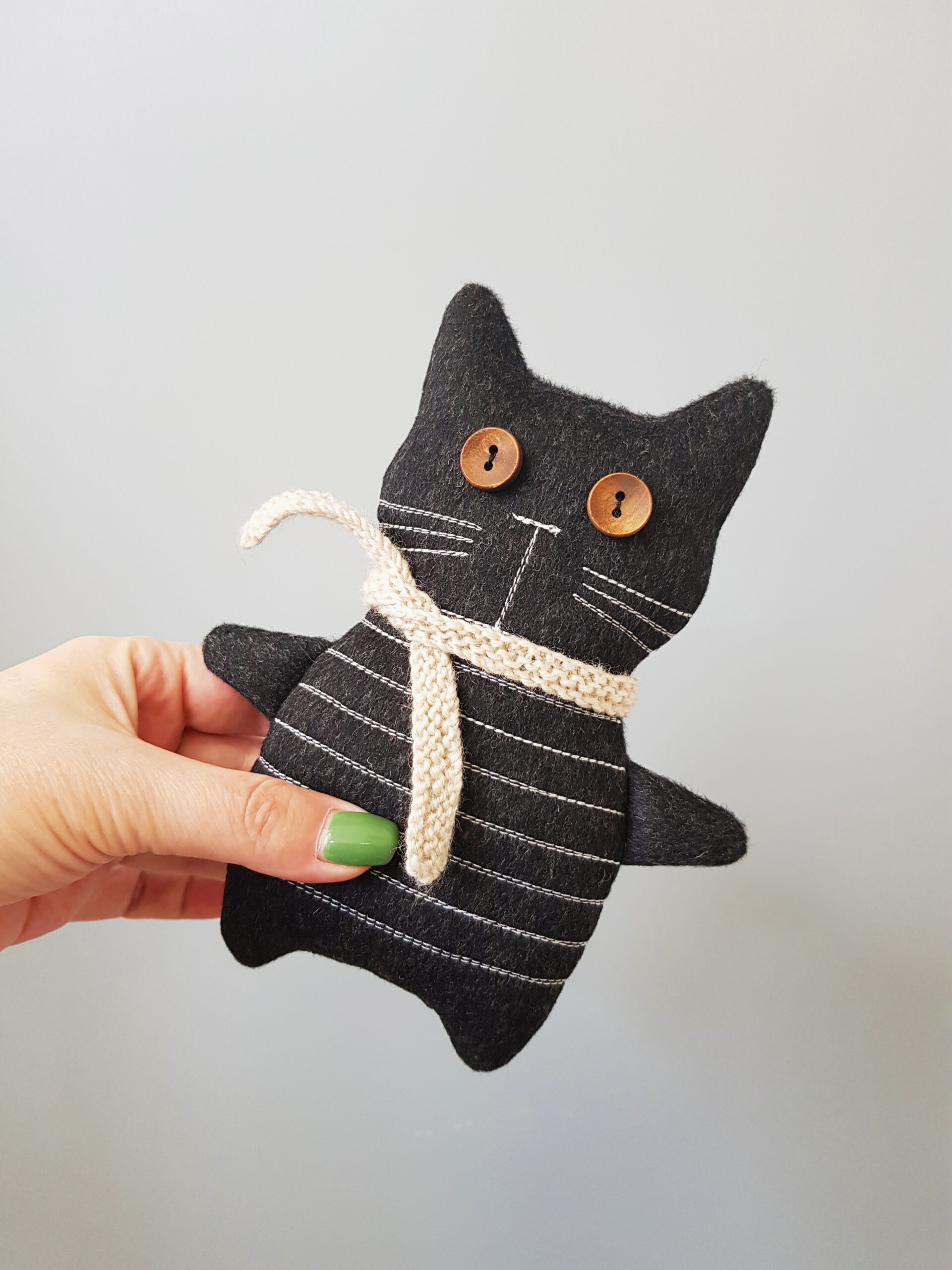 Black cat sewing pattern PDF, Halloween doll diy - DailyDoll Shop