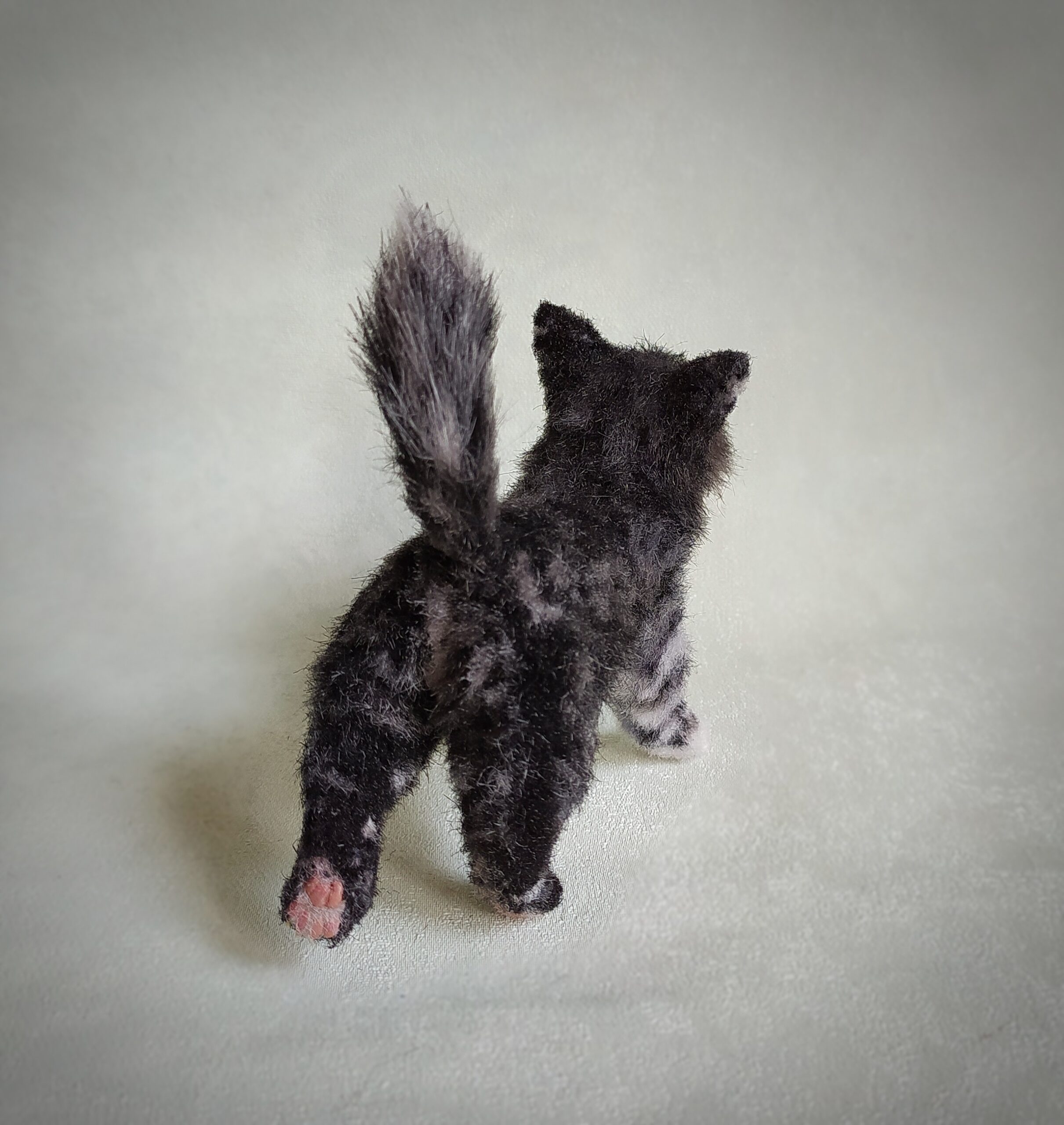 Miniature realistic kitten from faux fur - DailyDoll Shop