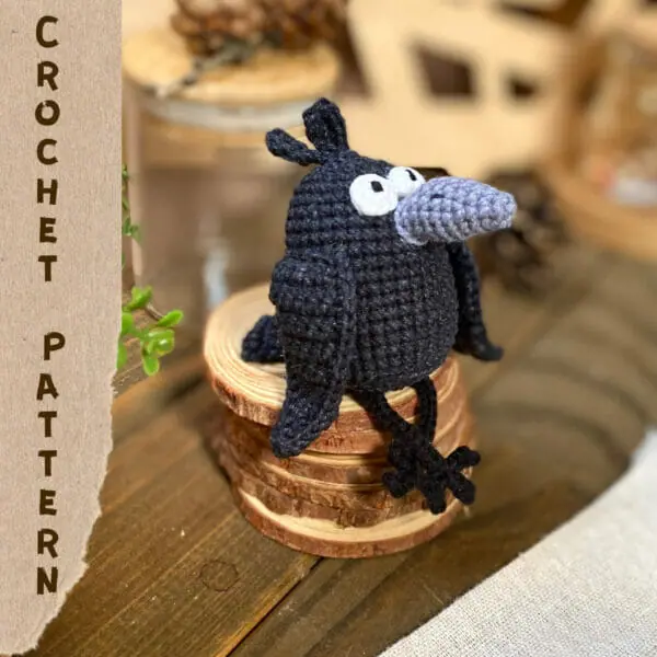 Crow crochet pattern. Amigurumi raven 10cm simple pattern