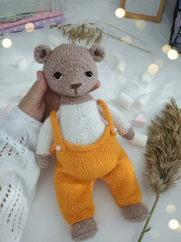 Spring bear knitting pattern. Classic teddy PDF English