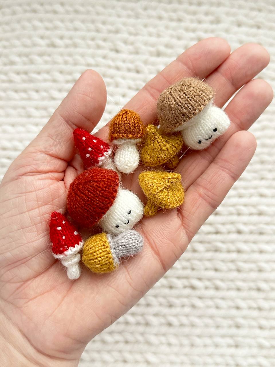Mushrooms amigurumi knitting pattern micro 4 toy funny