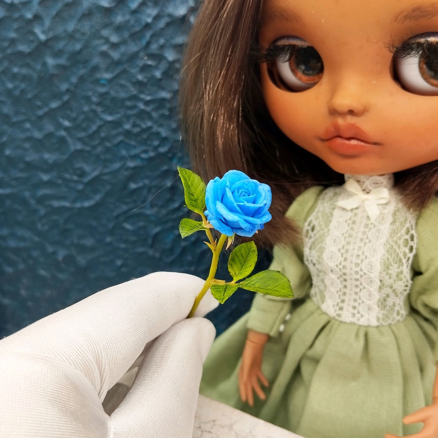 Miniature blue rose Scale 1 6 Dollhouse flowers