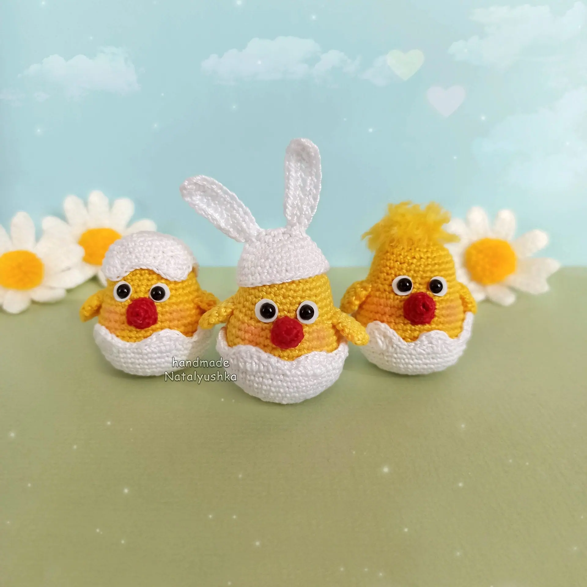 Little Easter Chicken, Easter decor, Basket stuffers, Easter favors