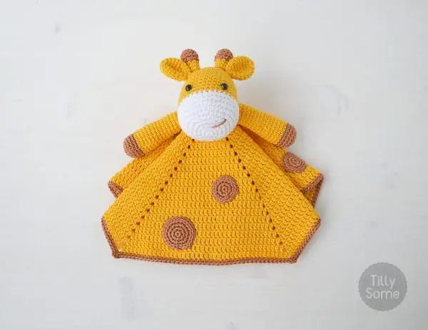 Giraffe Lovey Crochet Pattern - DailyDoll Shop