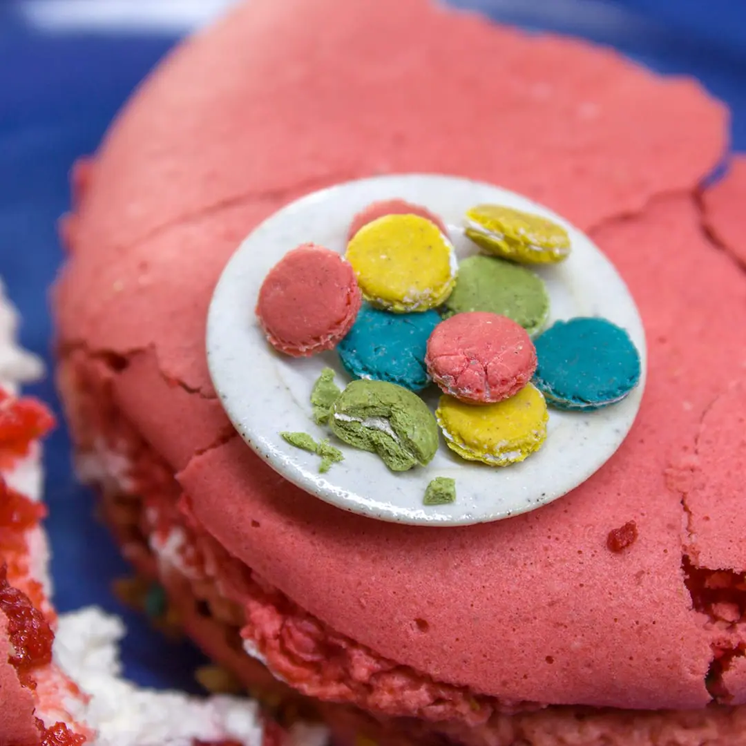 TUTORIAL Miniature macarons with polymer clay - DailyDoll Shop